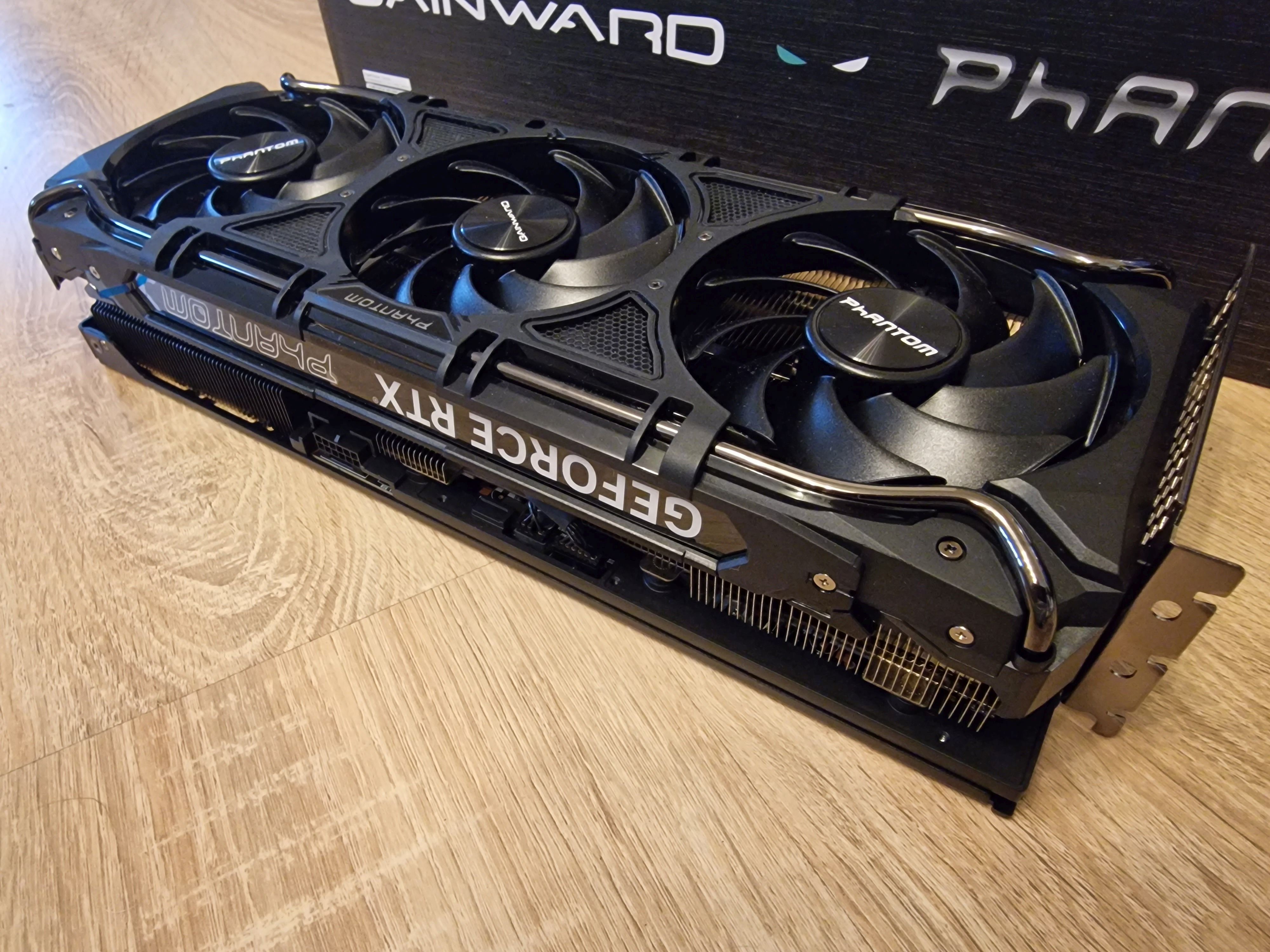 Gainward RTX 4080 Phantom 16GB - hardvérový test / recenzia | Sector.sk
